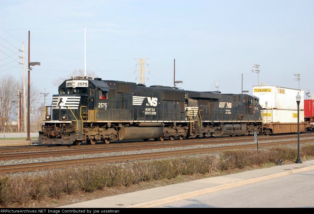 NS 2575